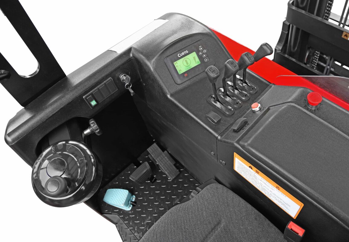 REACH TRUCK - Stivuitor, Electrostivuitor, Transpaleta - Carpatlift